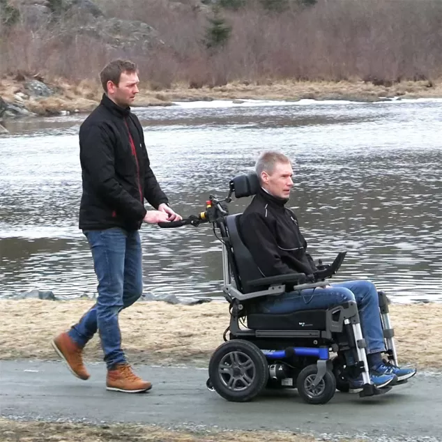 Få en elektrisk rullestol som passer perfekt til deg I VELA